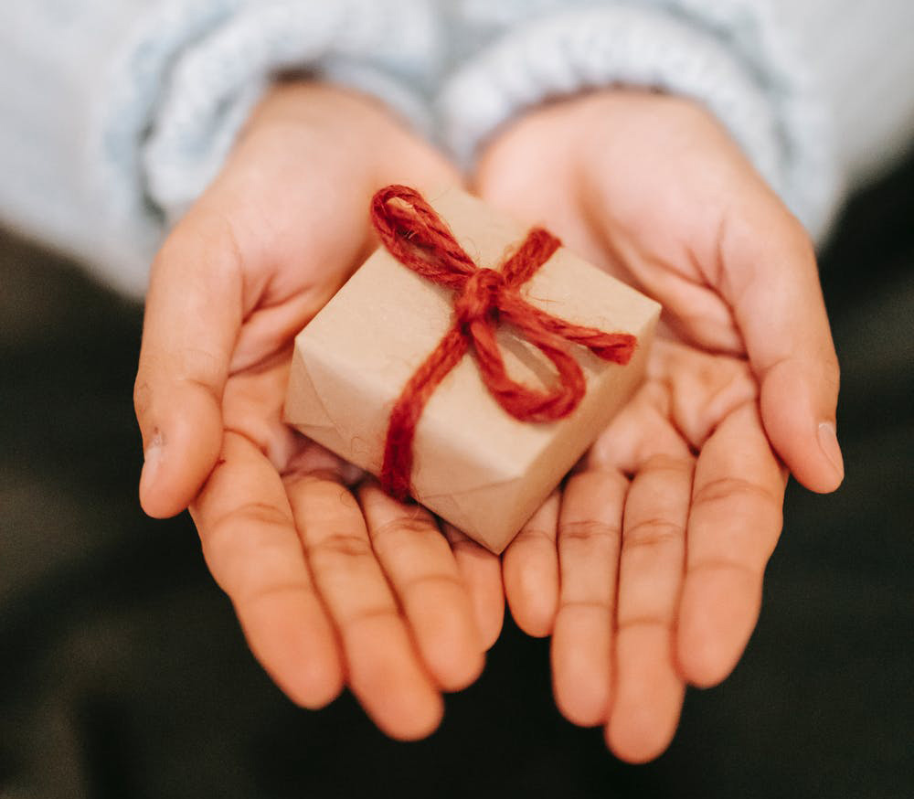 To me, love from me - seven ways to master the art of self-giving ...